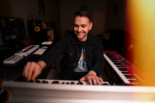 Erki Pärnoja: Asi ei ole kitarris, asi on muusikas! – Ajakiri KITARR